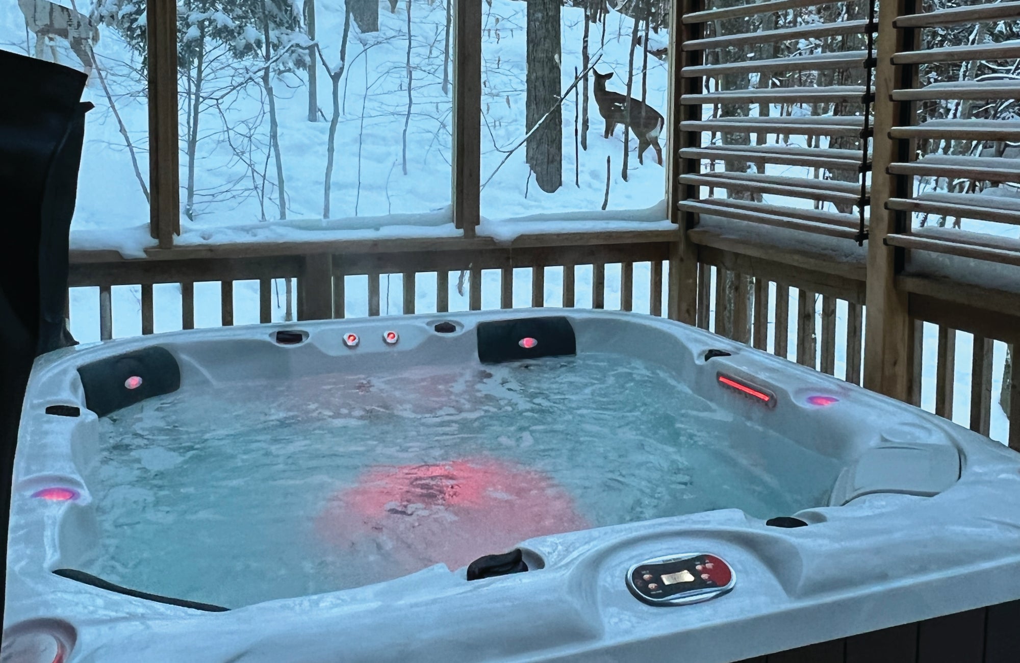 240V Hot Tubs Canada | Black Ice Premium Spas | Canadian Spa Company